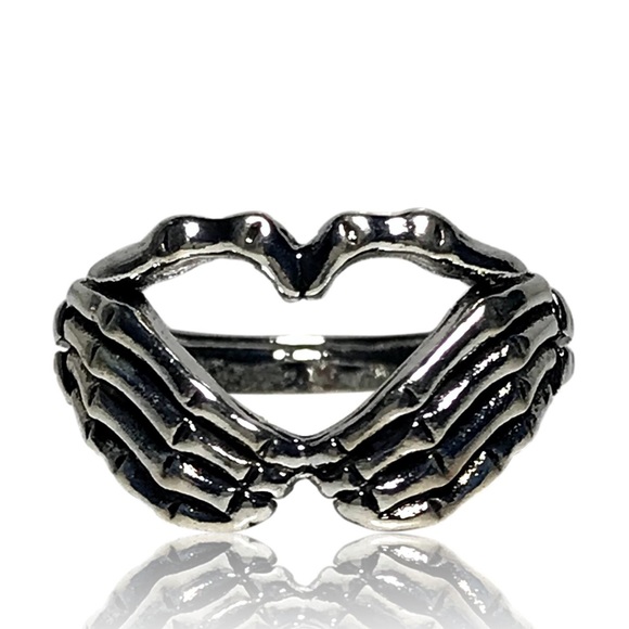 Jewelry | Vintage Gothic Skeleton Skull Heart Ring | Poshmark